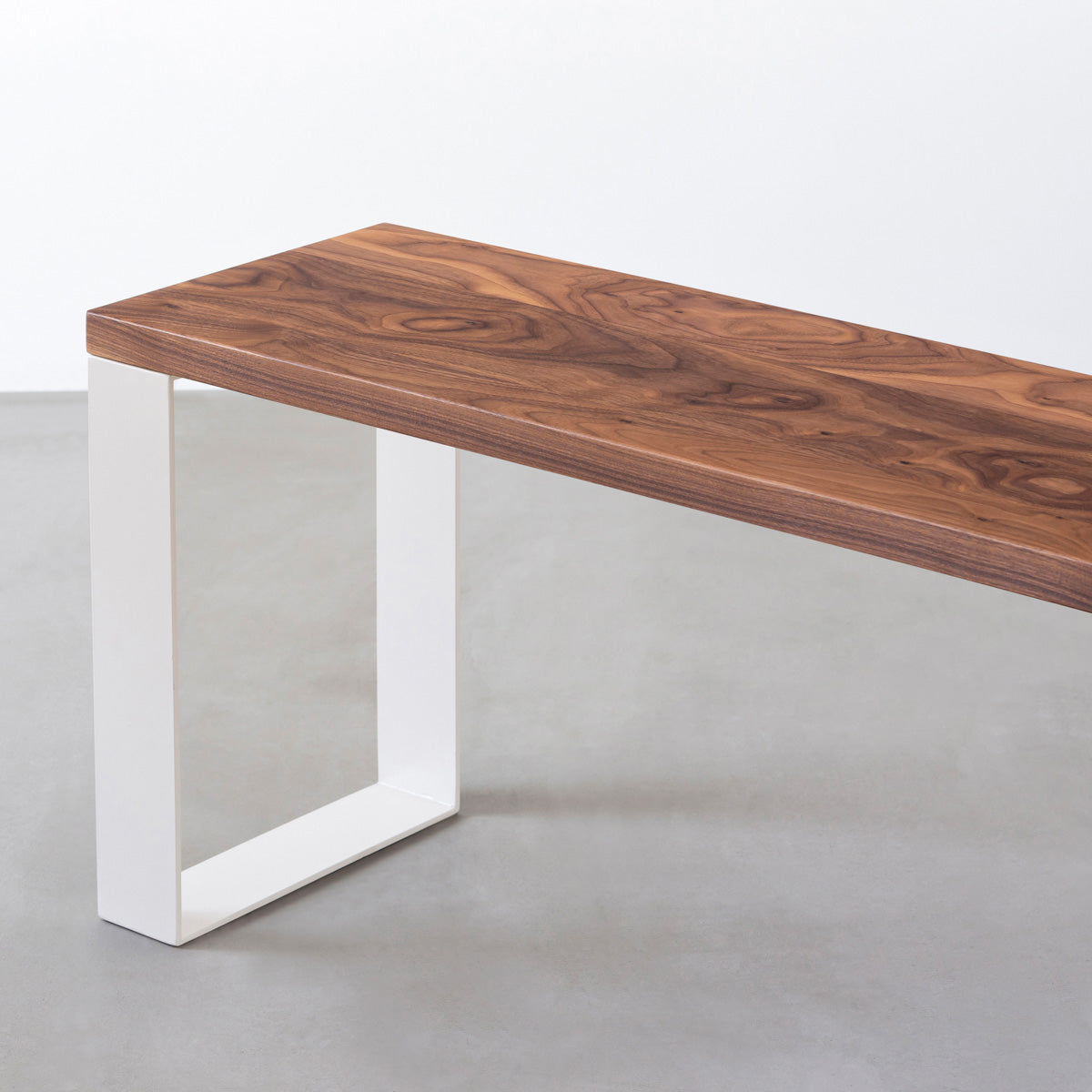 THE BENCH / 無垢 ウォルナット × White Steel Line – KANADEMONO