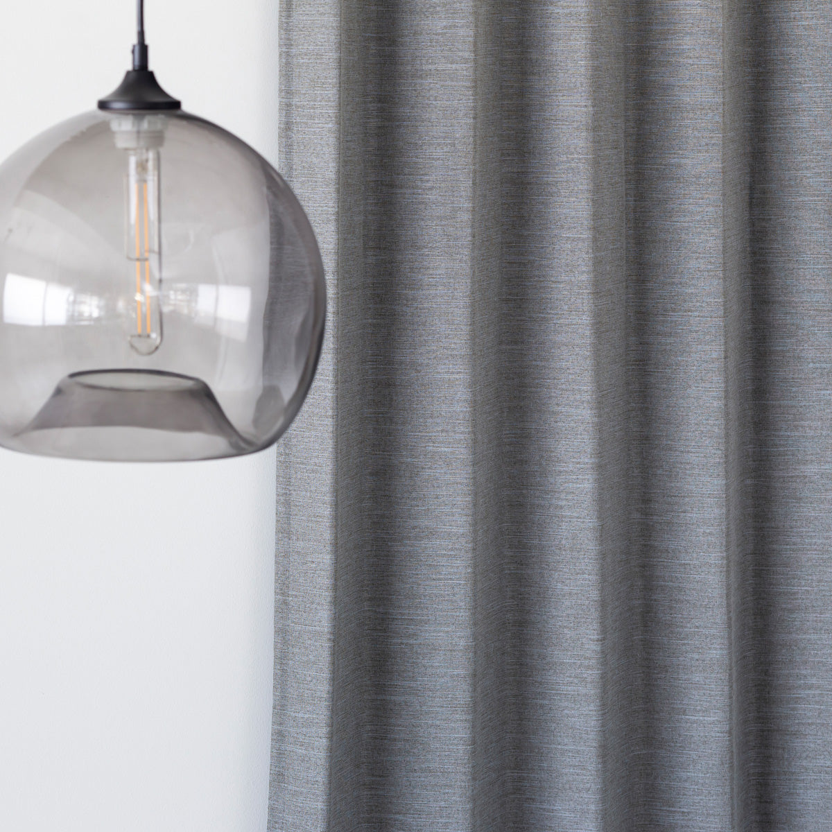 Elegance - Grayish ゆったりとした 遮光 プリーツカーテン – KANADEMONO