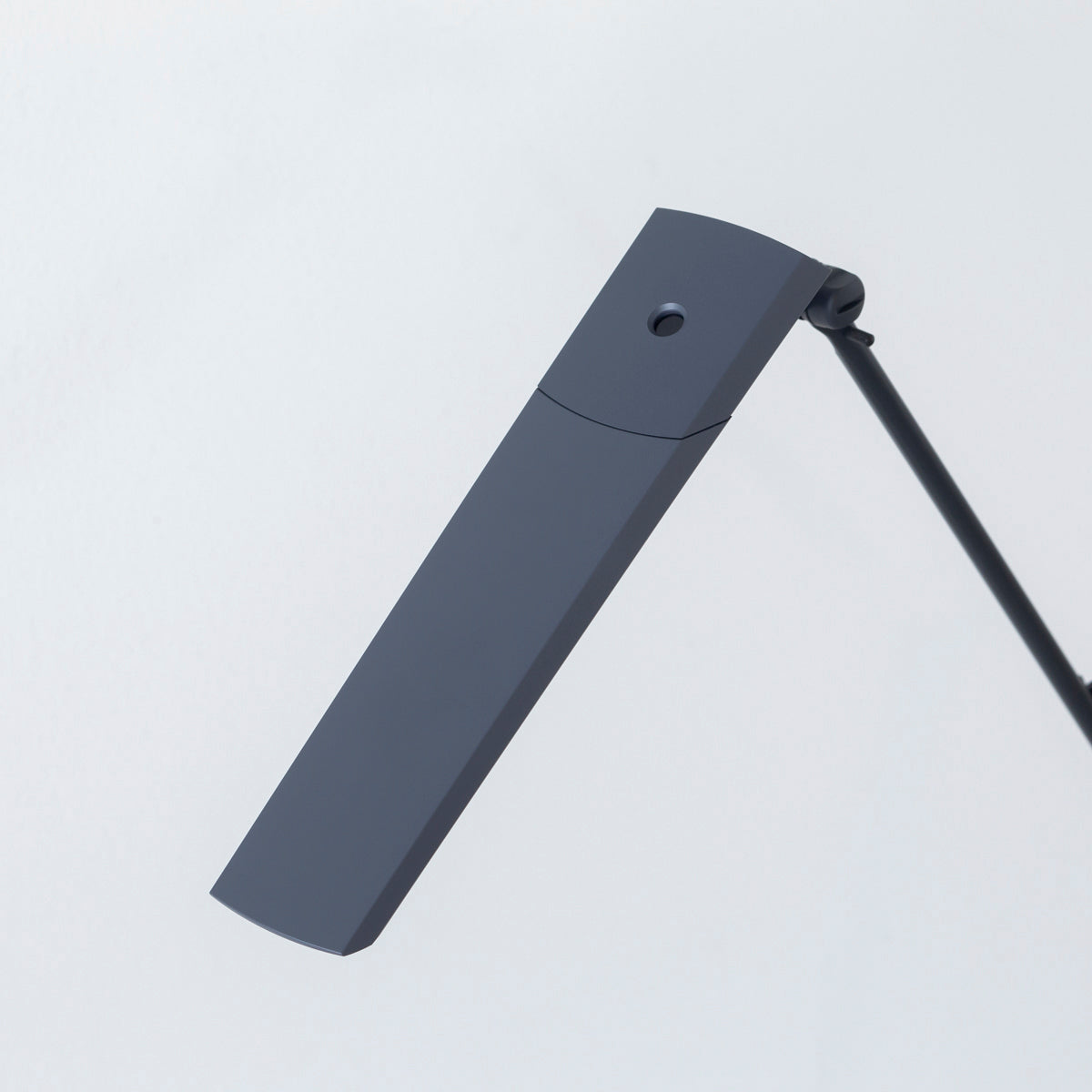 Slim - Stylish Touchless Matte Desk Lamp – KANADEMONO