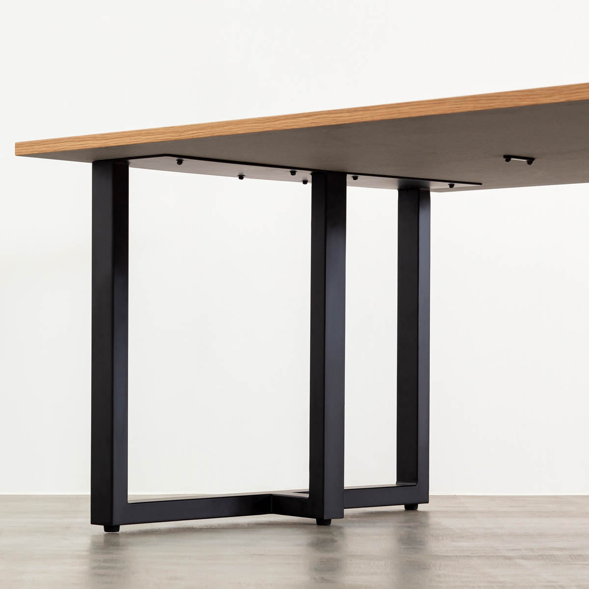 THE TABLE / リノリウム ブルー系 × Tube T - Black Steel × W100 - 180cm, D91 - 12 – KANADEMONO