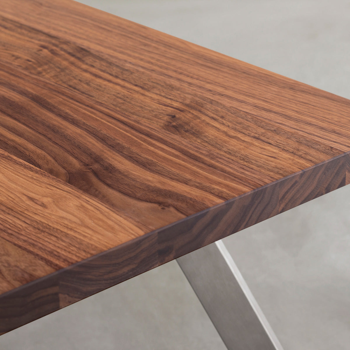 THE LOW TABLE / 無垢 ウォルナット × Stainless – KANADEMONO