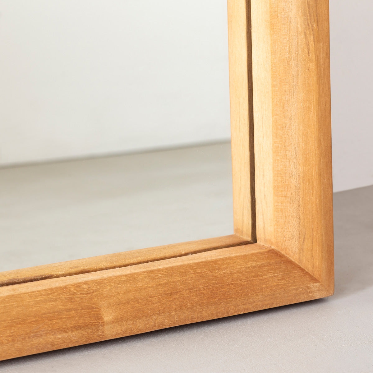 Natural × Grace チーク無垢材 アーチフレーム スタンドミラー – KANADEMONO