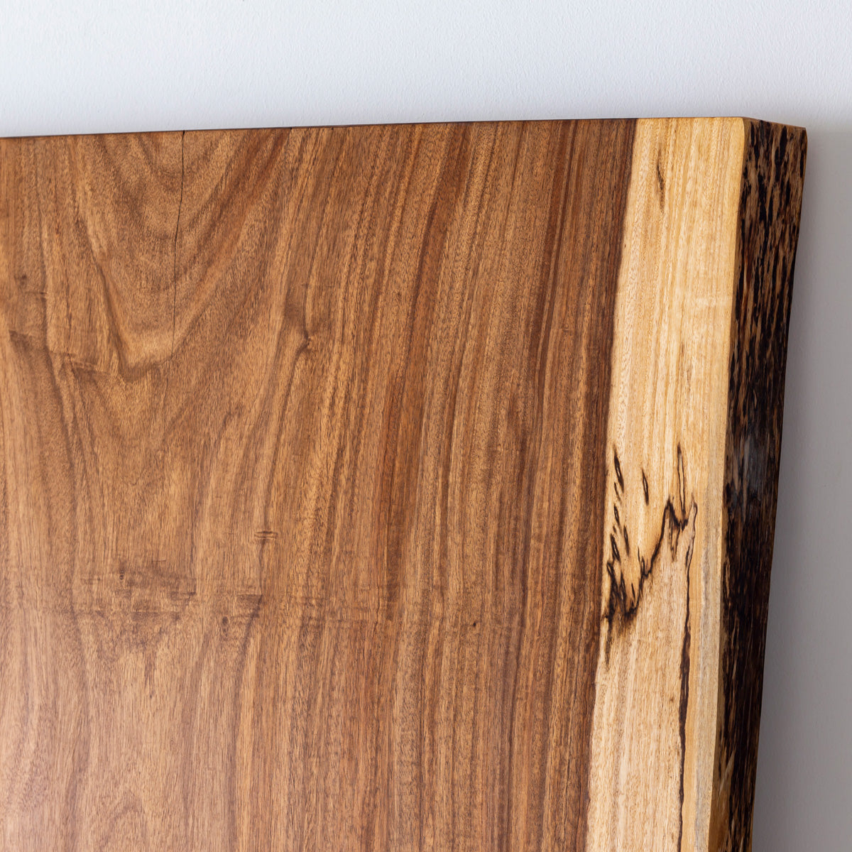 厳選一枚板 / マホガニーS #0009 深みのある色合いのテーブル天板 1690 × 710 ~ 740 mm – KANADEMONO