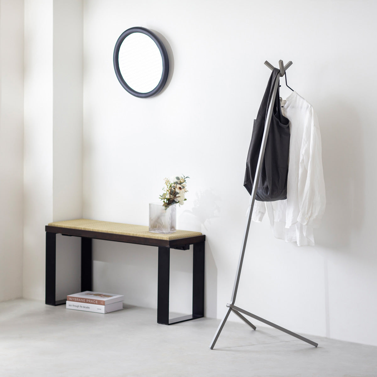 DUENDE UNO HANGER アートピースのような ハンガーラック – KANADEMONO