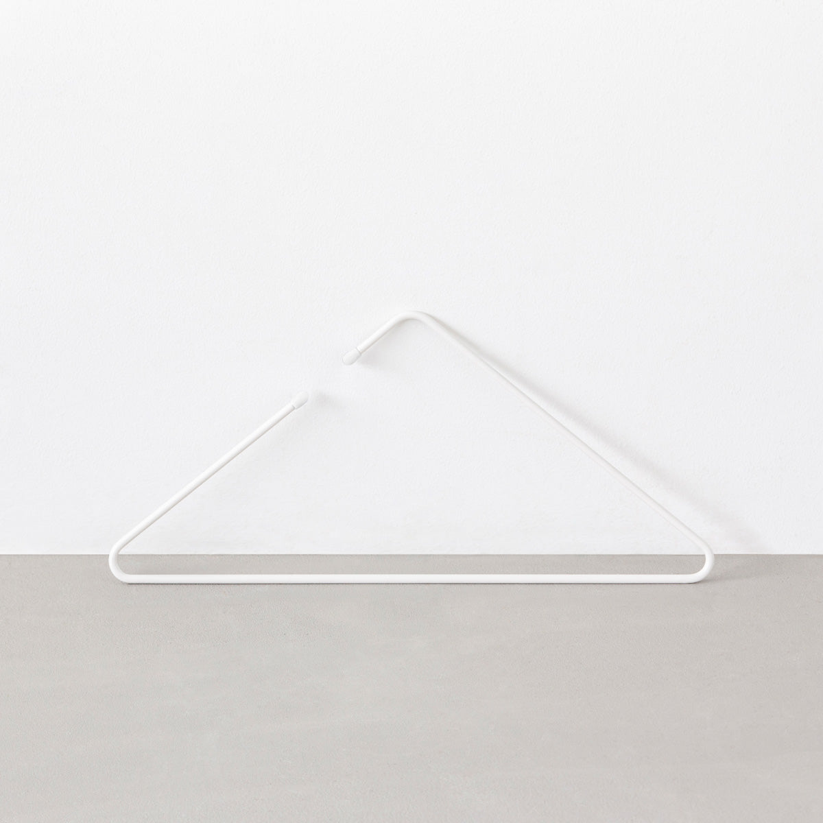 シンプル アイアン ハンガー 10本セット type A – KANADEMONO