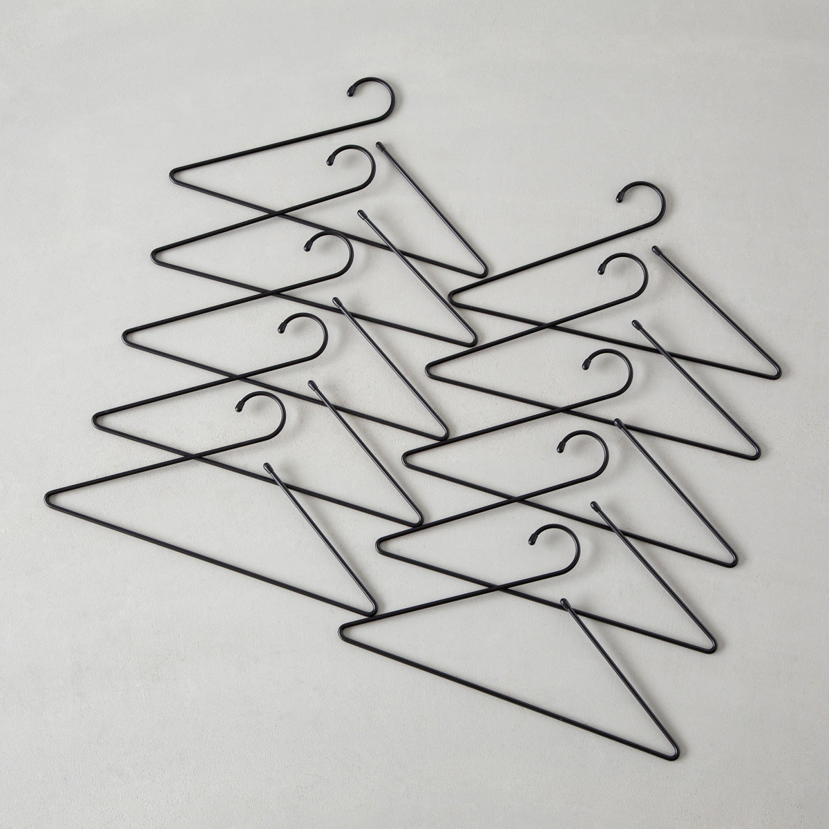 シンプル アイアン ハンガー 10本セット type C – KANADEMONO