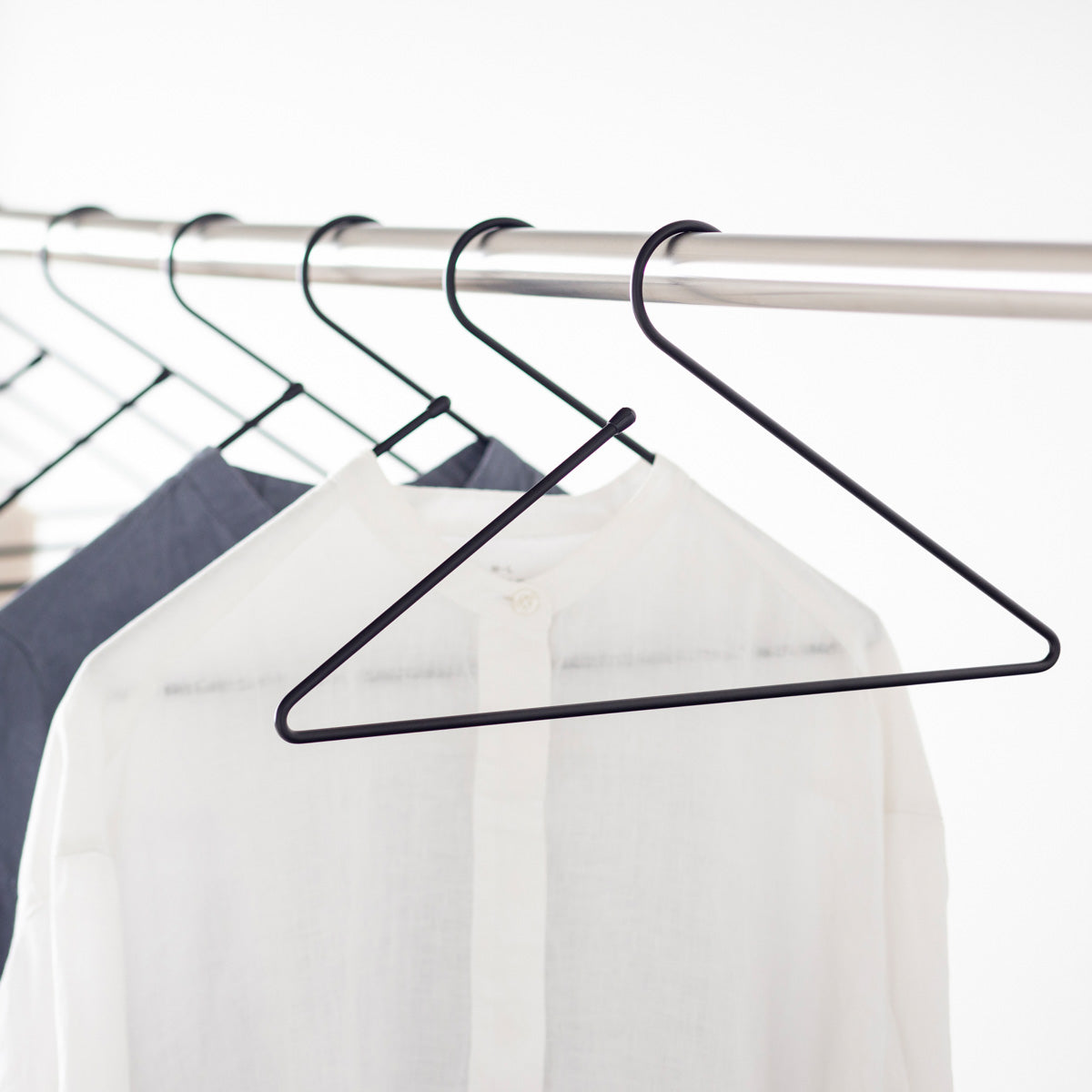 シンプル アイアン ハンガー 10本セット type C – KANADEMONO