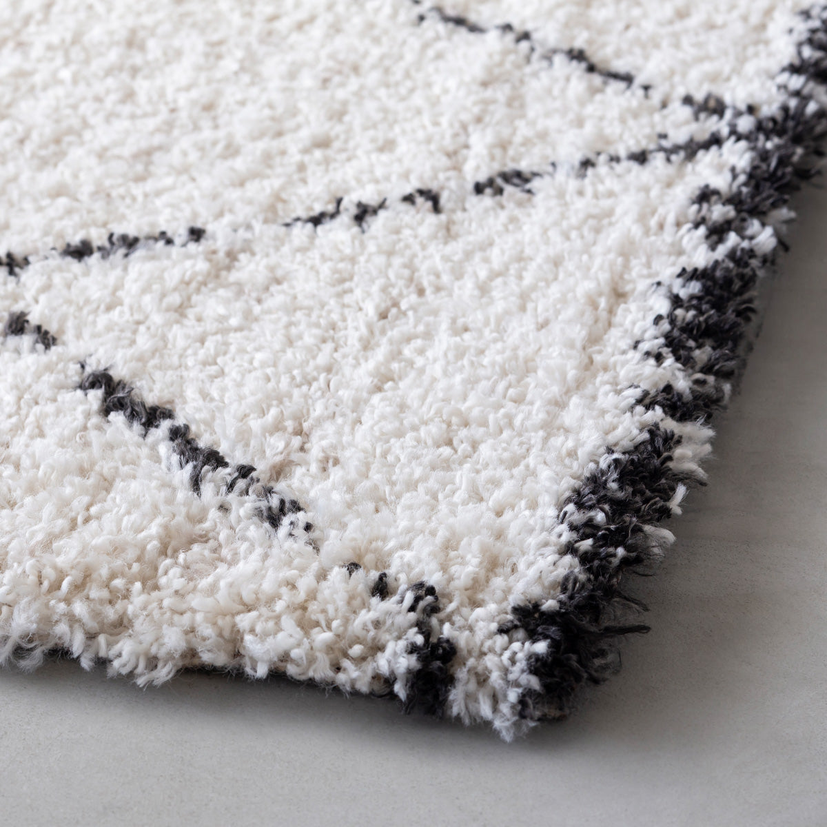 Random Pattern Modern Rug 120×170 – KANADEMONO