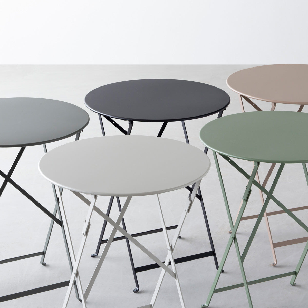 Folding - Bistro アウトドアでも使える ラウンドテーブル – KANADEMONO