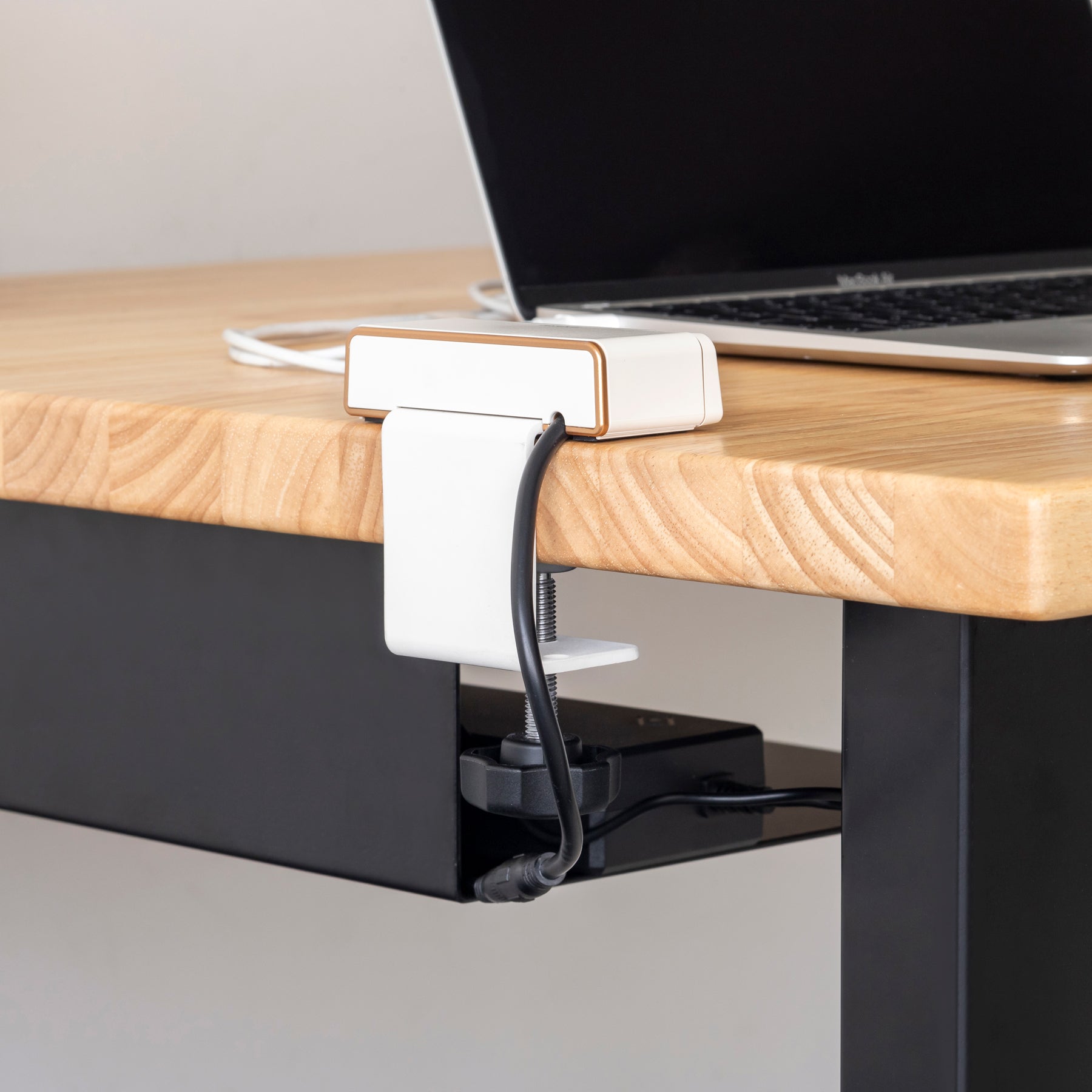 USB充電ポート 手のひらサイズ クランプ式 – KANADEMONO