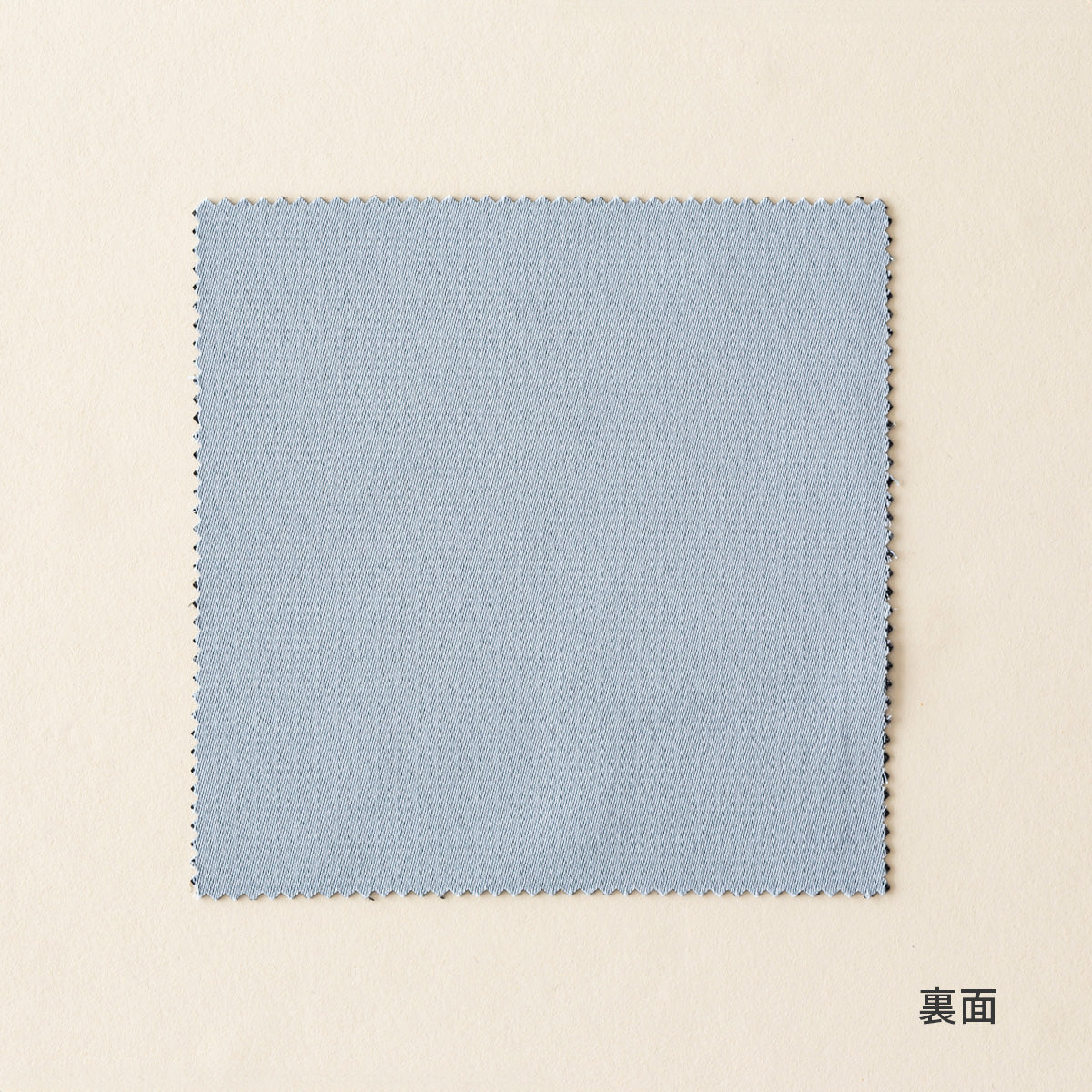 SAMPLE / Elegance - Grayish ゆったりとした 遮光 プリーツカーテン – KANADEMONO