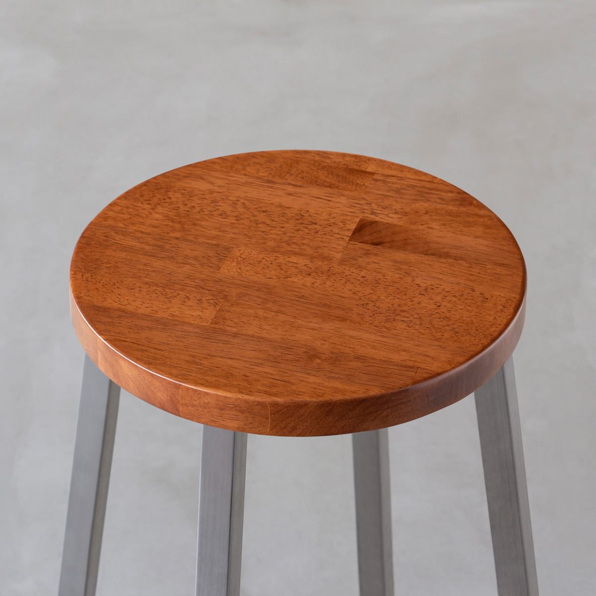 THE STOOL / ラバーウッド ブラウン × Stainless Standard – KANADEMONO