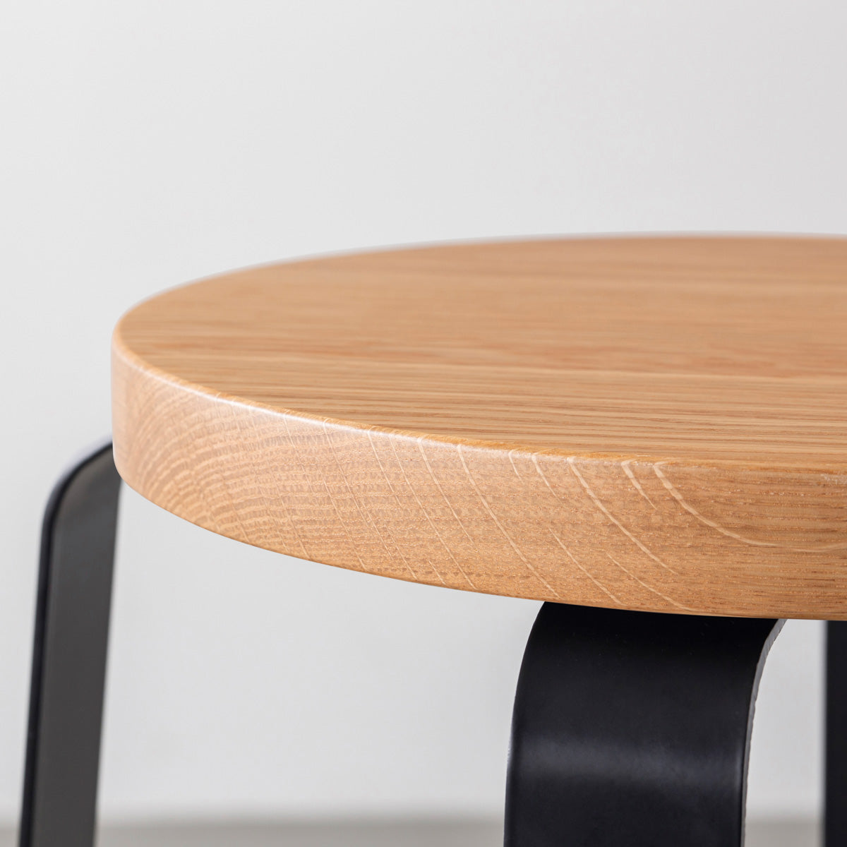 THE STOOL / 無垢 ホワイトオーク × Black Steel Standard – KANADEMONO