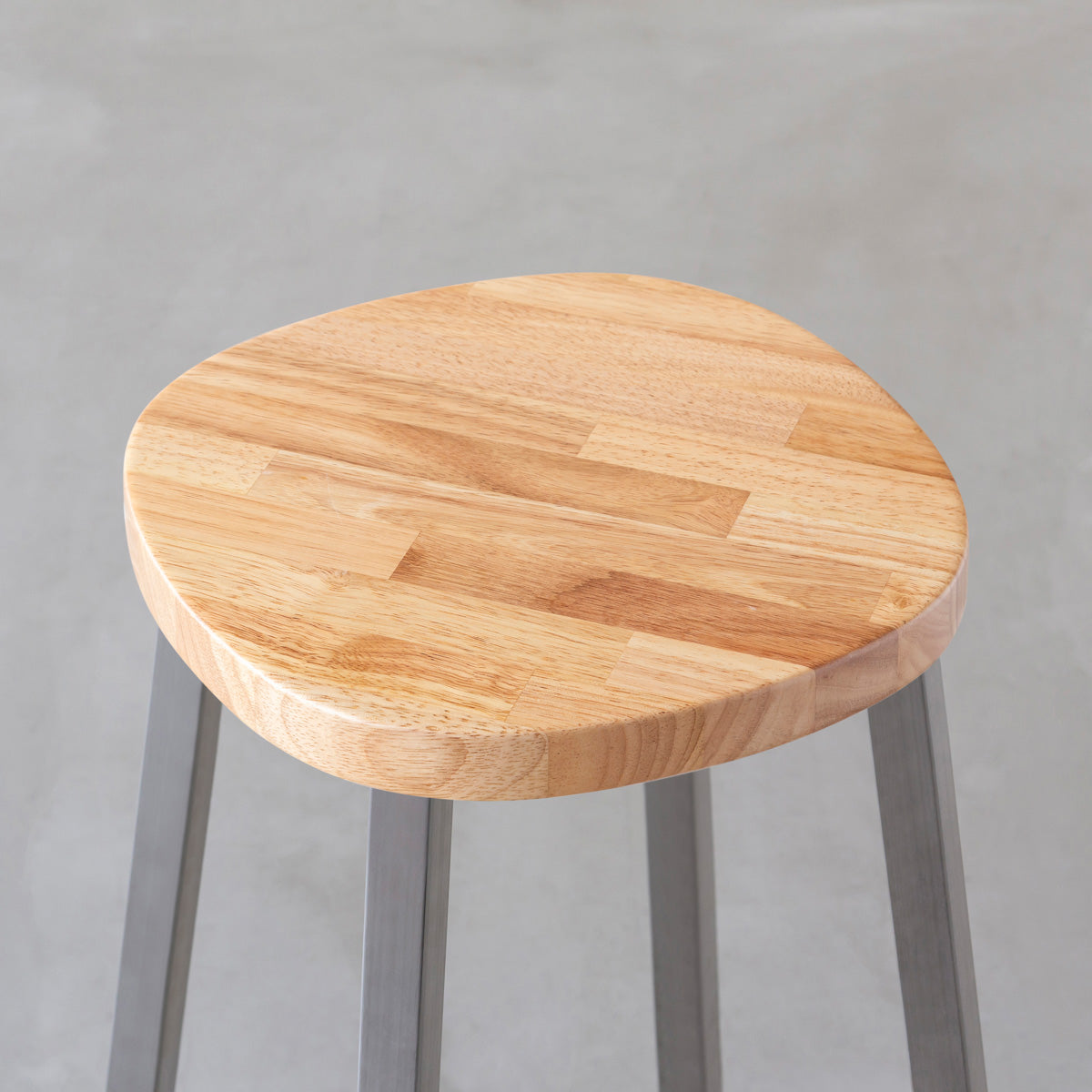 THE STOOL / ラバーウッド ナチュラル × Stainless Standard – KANADEMONO