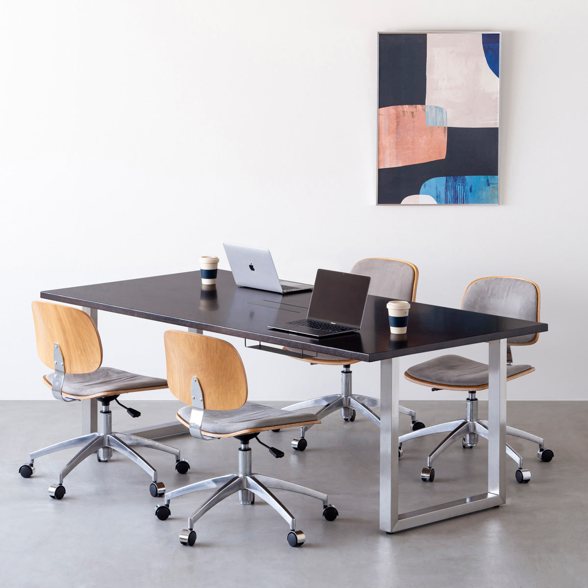 THE TABLE / ラバーウッド ブラックブラウン × Stainless × W181 - 200cm 配線トレー付き – KANADEMONO