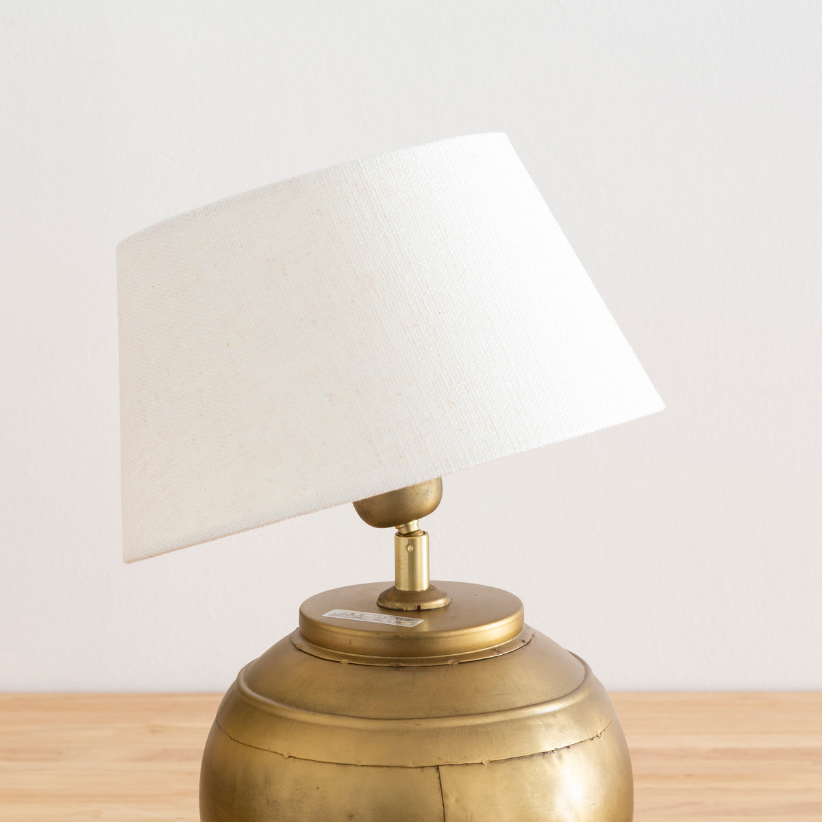 Fabric × Bronze アンティーク調 テーブルランプ – KANADEMONO