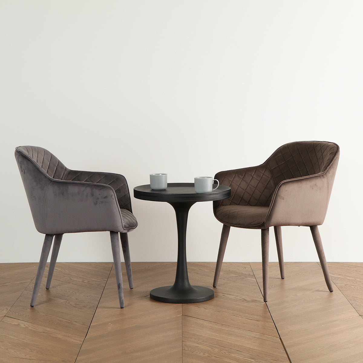 Elegance - Velour 優雅な ベロア調 アームチェア – KANADEMONO