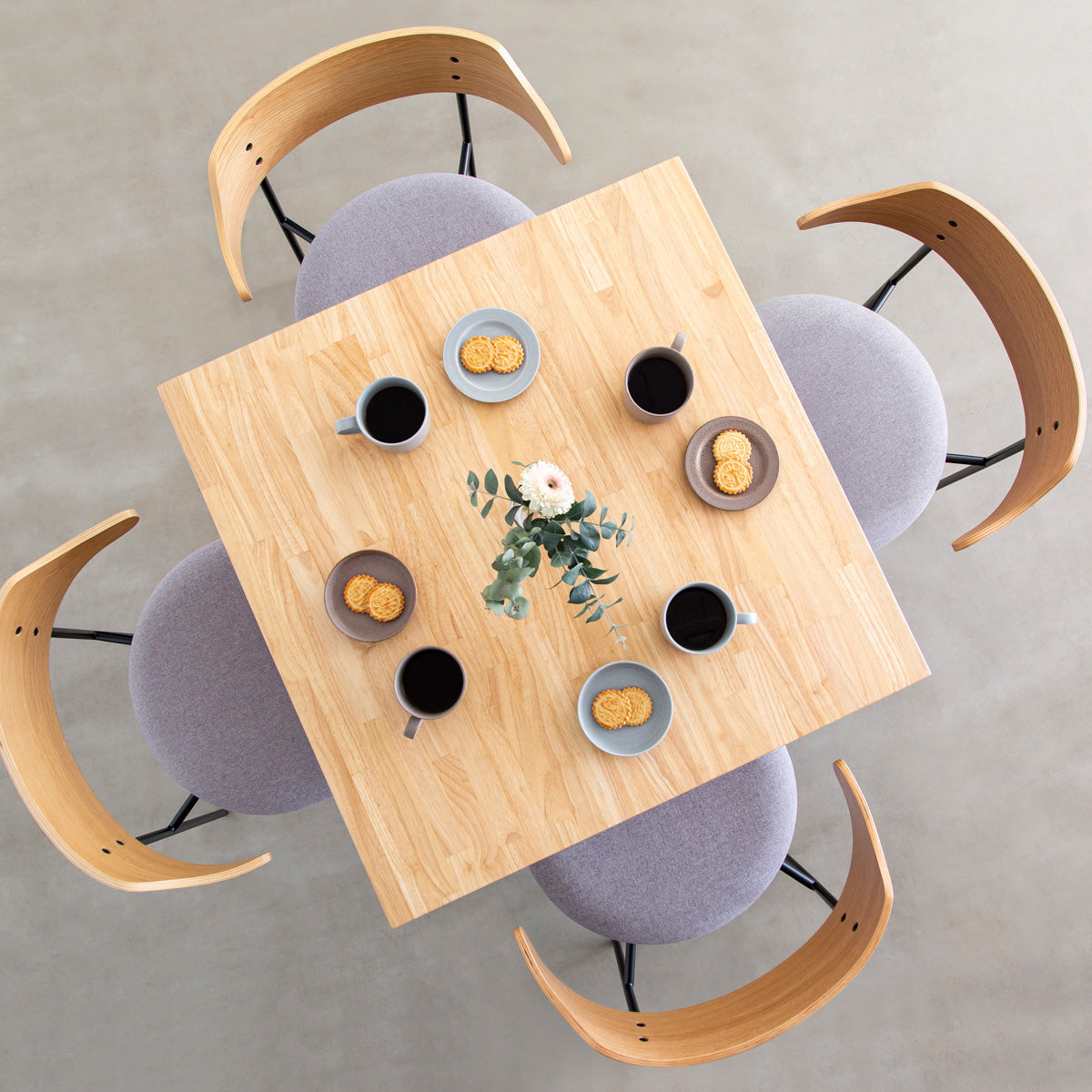 THE CAFE TABLE / ラバーウッド White Steel 4pin × スクエア 60 - 80 – KANADEMONO