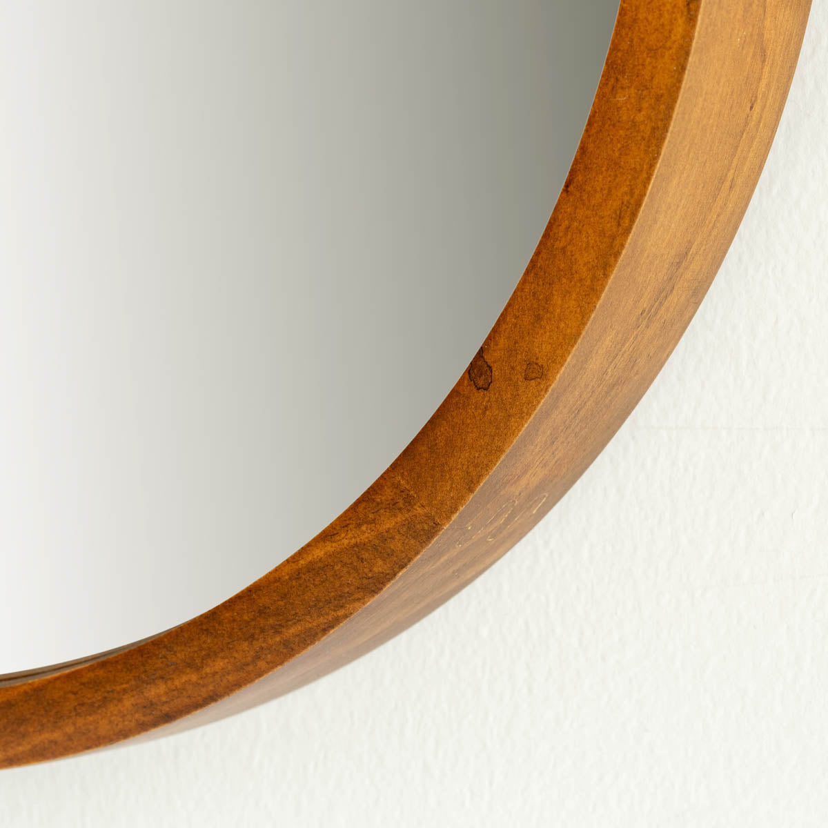 パイン無垢材 ラウンド ウォールミラー – KANADEMONO